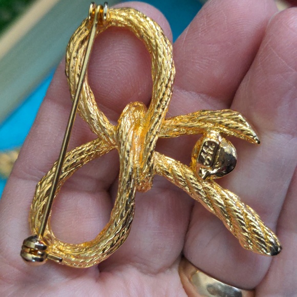 AAi | Jewelry | Three Aai Gold Tone Brooches A77 | Poshmark